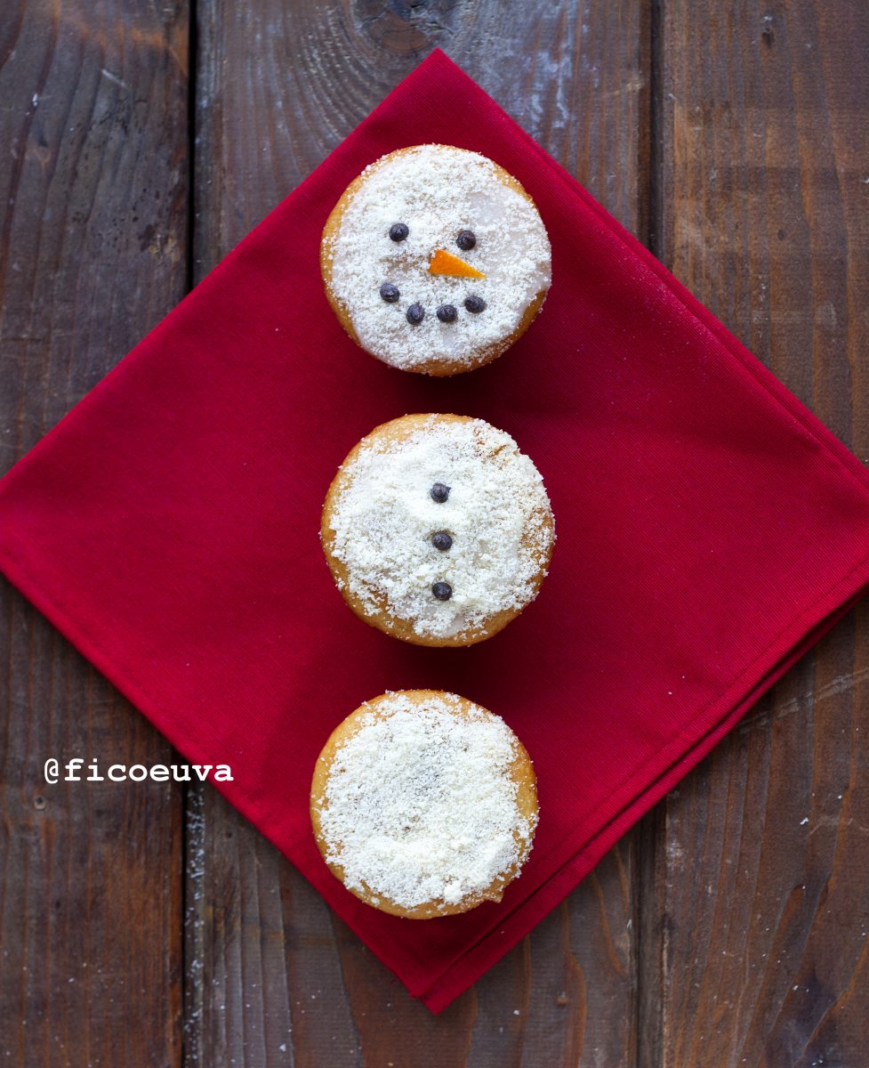 Sofficissimi Snow Muffin - Ricetta di Fico e Uva